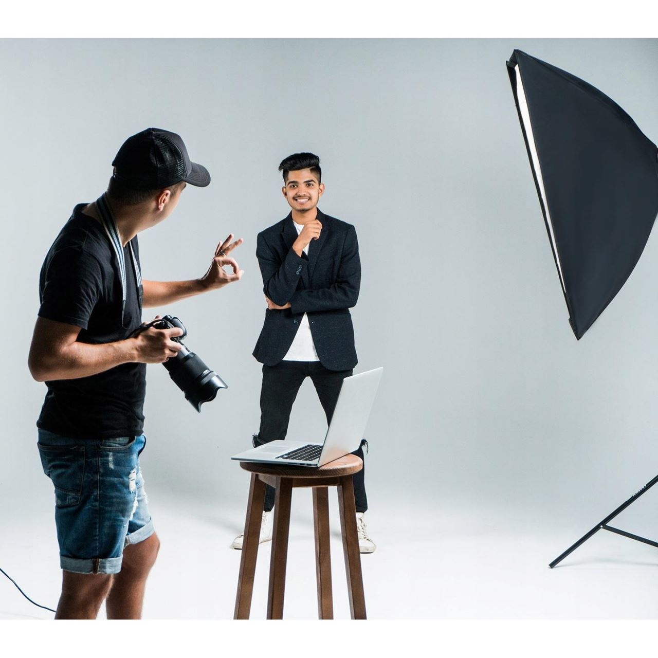 Reflectoare cu difuzie pentru studio foto, 2x150 W, 2x trepied 80/220 ...